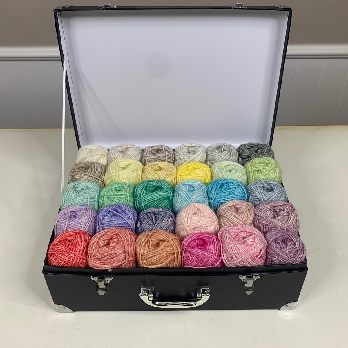 Fiddlesticks Marble Sampler Case – Elsie Gray’s